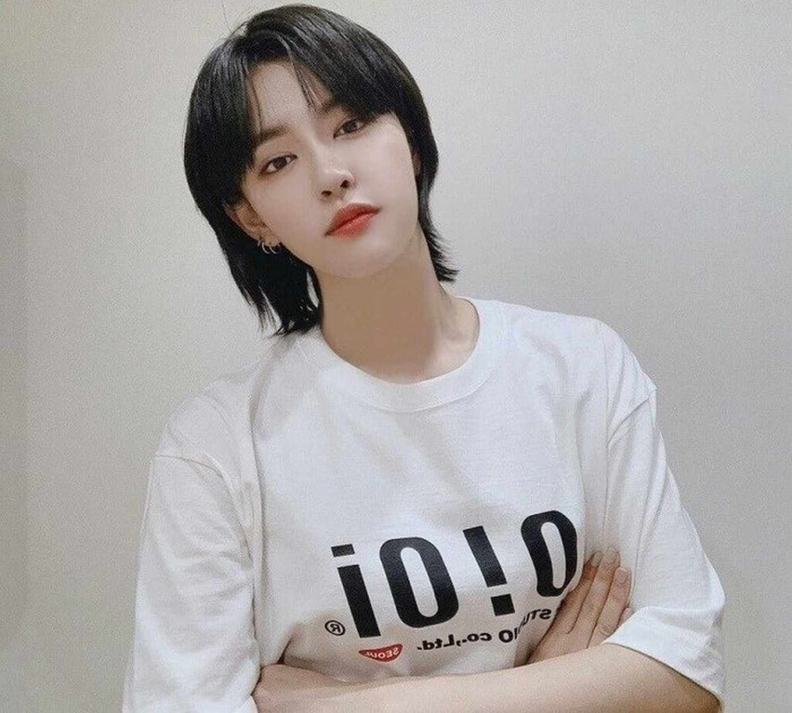 (30+ mẫu) Cắt tóc kiểu Mullet nữ cá tính tại nhà đơn giản