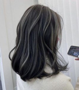 Tóc đen móc light màu gì đẹp? 15+ Màu đẹp nhất 2024